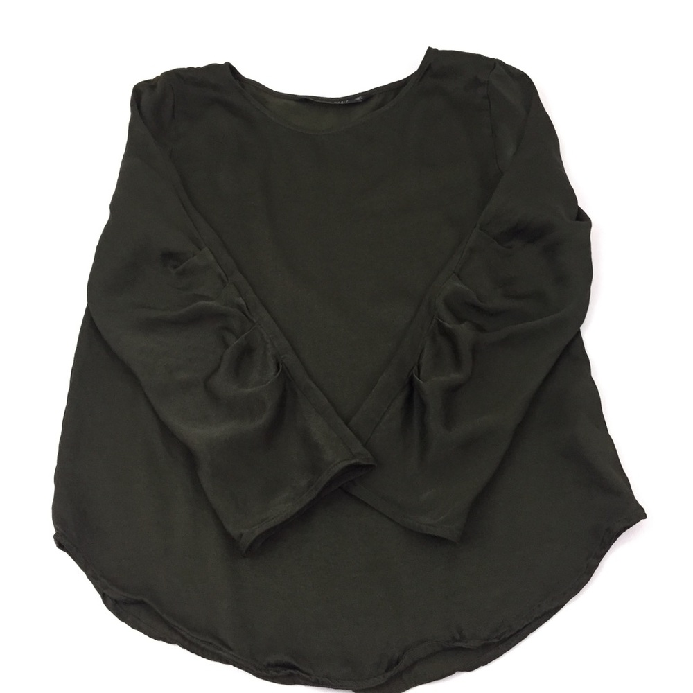 Zara Basic Collection Shirt. M18 - Gem